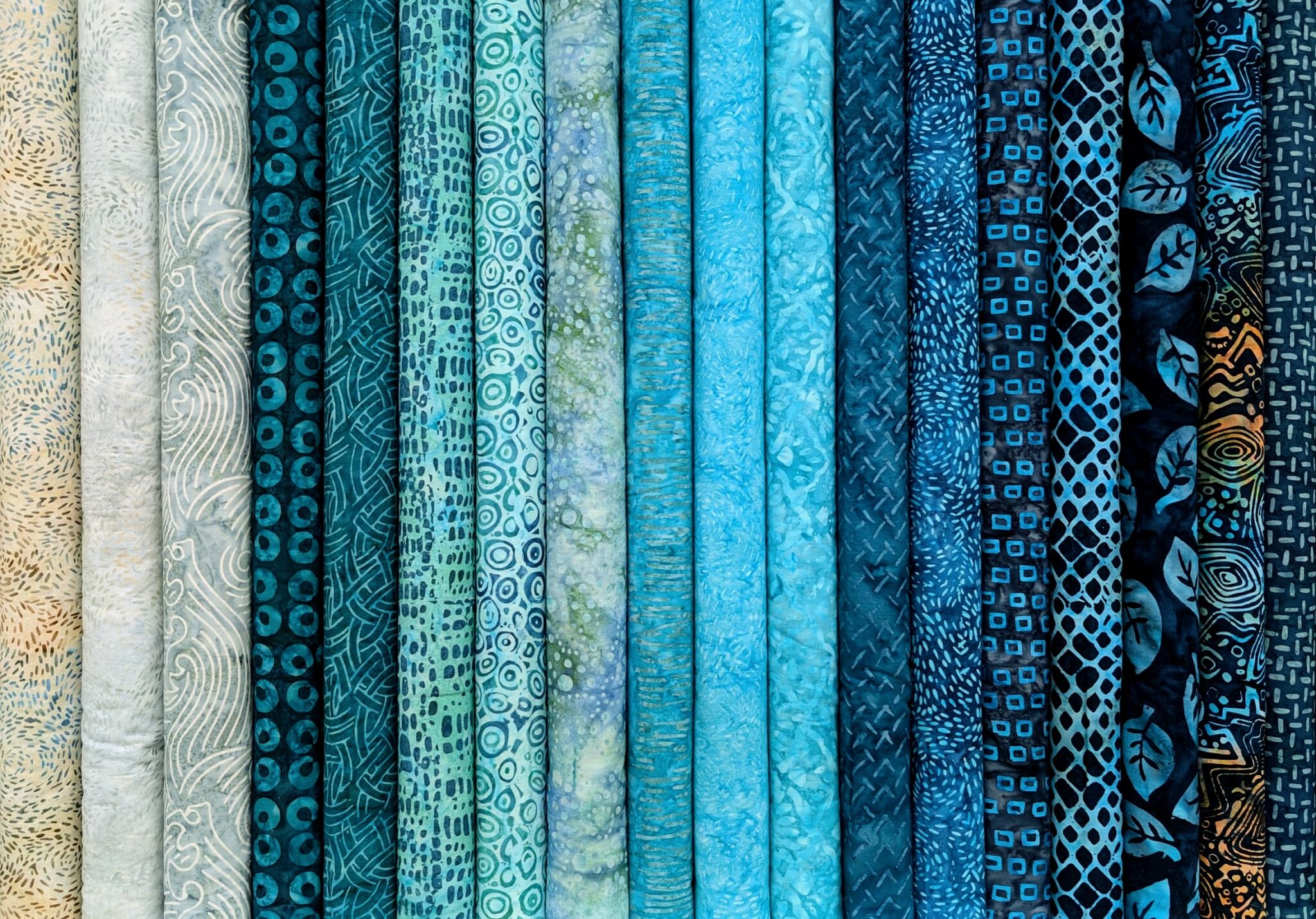 Riley Blake – BTHH1232 Cyan – Bayou Blues – Batik Fabric – CREEKSIDE QUILTS