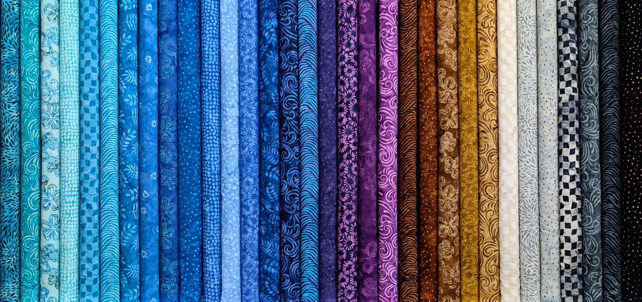 Anthology – 458Q-1 Pizzazz Botanical Leaves – Charm Quiltessentials 8 ...